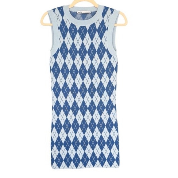 Zara | Dresses | B8 Zara Blue Light Blue Argyle Knit Sweater Dress ...